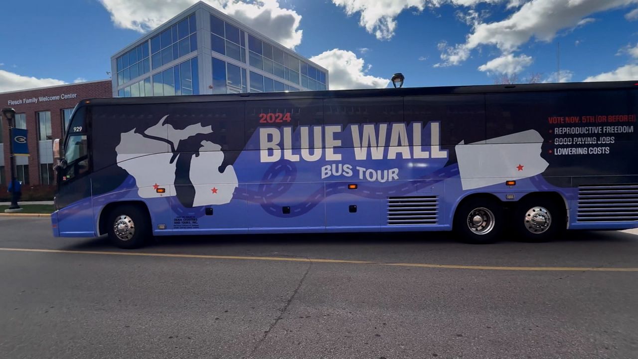 BUILD THE WALL – The Real Truckmaster